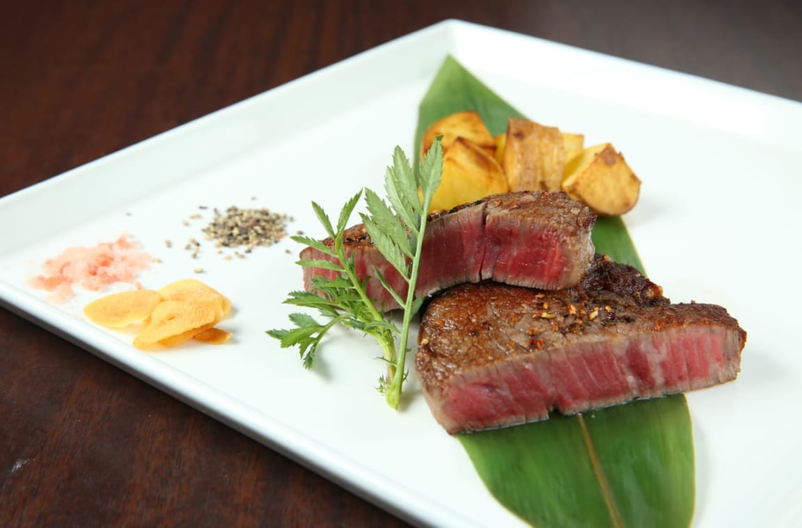 Tsuki Usagi: Where Halal Kobe Beef Meets Culinary Perfection in Kobe ...