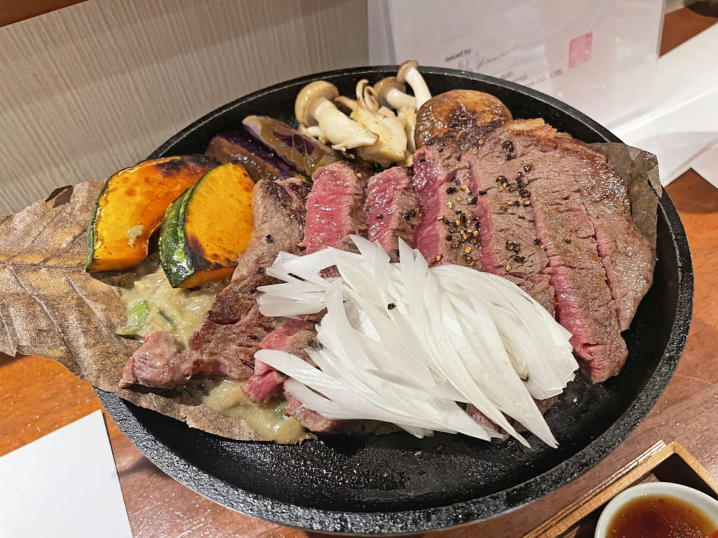 Discovering the Muslim-Friendly Gems of Kobe: Halal Kobe Beef, Prayer ...
