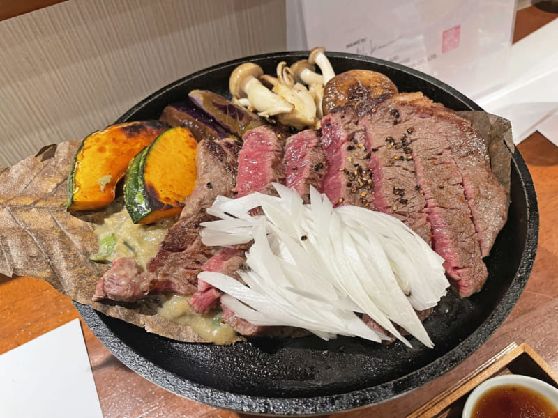Discovering the Muslim-Friendly Gems of Kobe: Halal Kobe Beef, Prayer ...